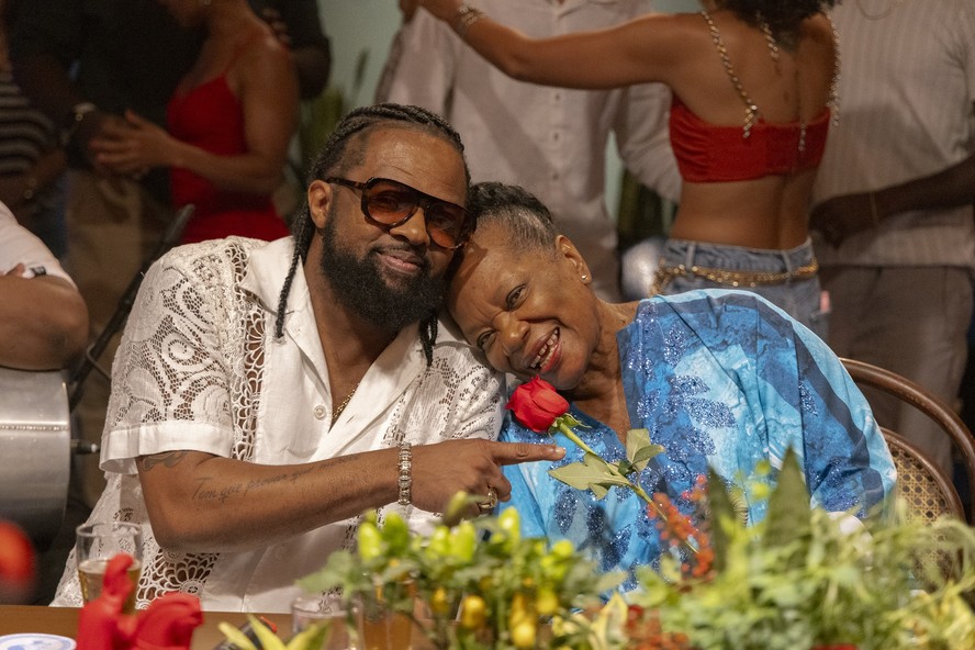 Como está Neusa Borges hoje? Atriz é celebrada aos 83 anos com tributo ...