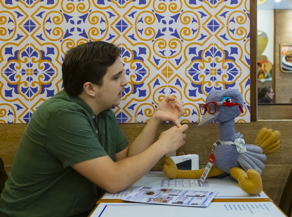 Zerado nas pesquisas, Henrique Simonard não pensa em desistir e relata ...