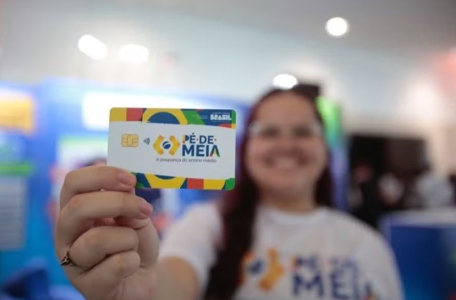 TCU determina que MEC suspenda pagamentos do Pé-de-Meia a beneficiários ...
