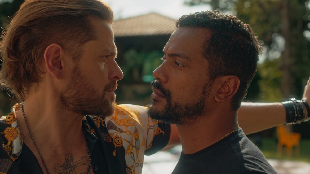 Brigadeirão! Samuel de Assis fala sobre o gosto de ser galã em 'Vai na fé' e dos muitos nudes ...