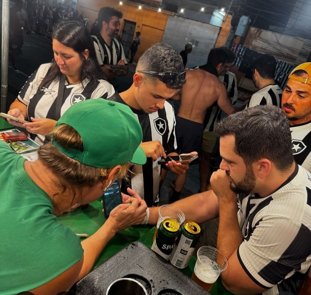 Ex-galã de 'Malhação', Daniel Erthal revela namoro com trancista 20 ...