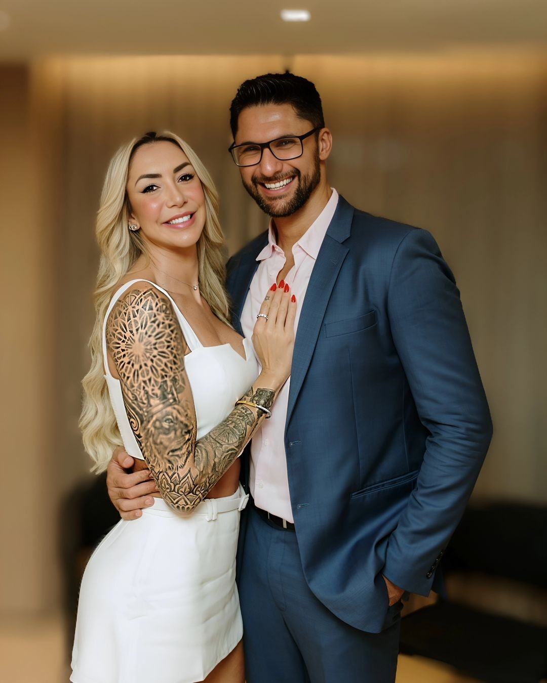 Com 1,96m, Thaísa Daher, do vôlei, posta foto com marido e ele ...