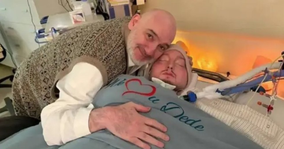 Morre o 'Príncipe Adormecido', que passou mais de 20 anos em coma após acidente de carro