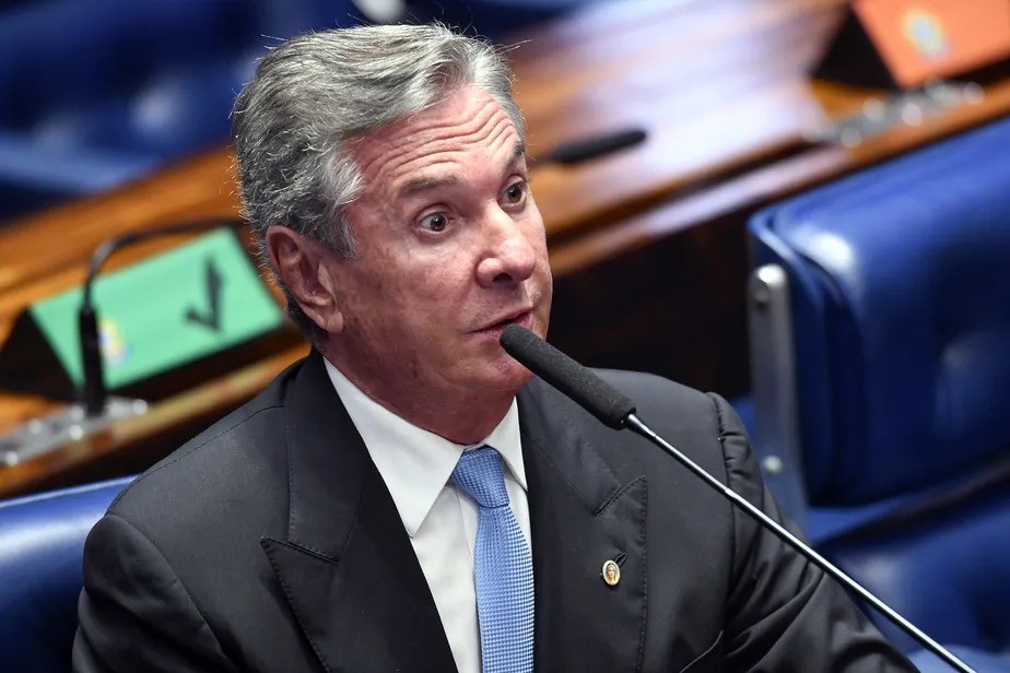 STF condena ex-presidente Fernando Collor a 8 anos e 10 meses de prisão ...