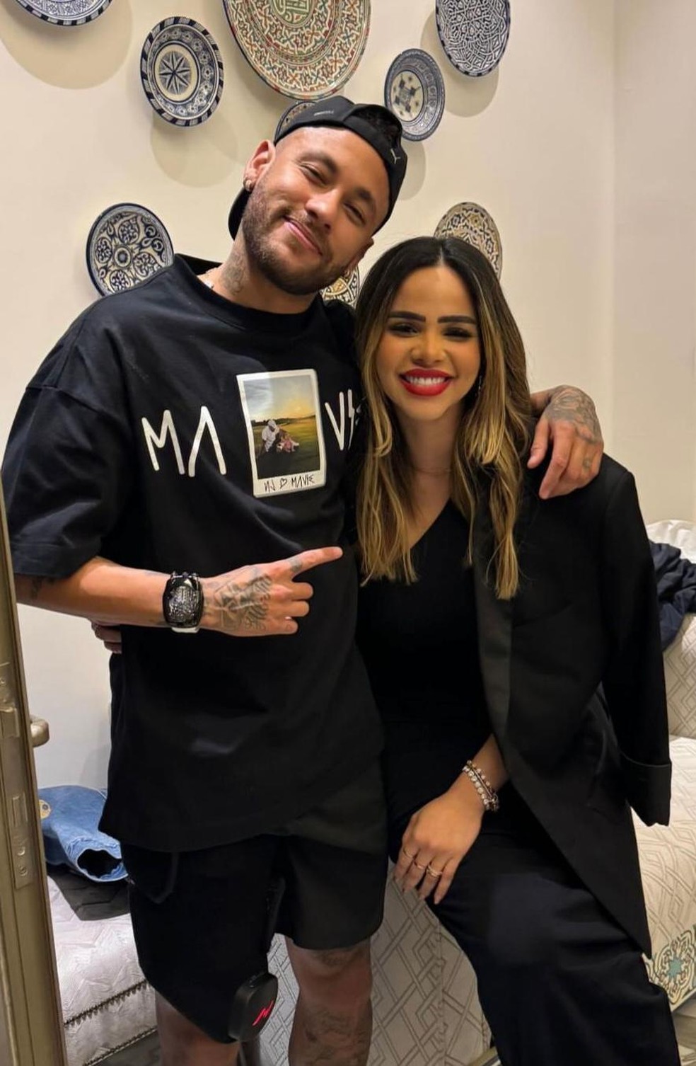 Cantora, comadre e ex: quem são as parças e rede de apoio feminina de ...