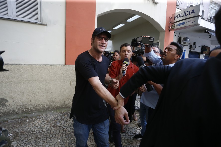 Diego Alemão faz acordo com MP por posse ilegal de arma e pagará R$ 10 ...