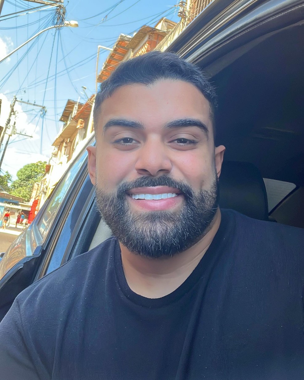 Marido de Flordelis vira influenciador e faz primeira 'publi' na web