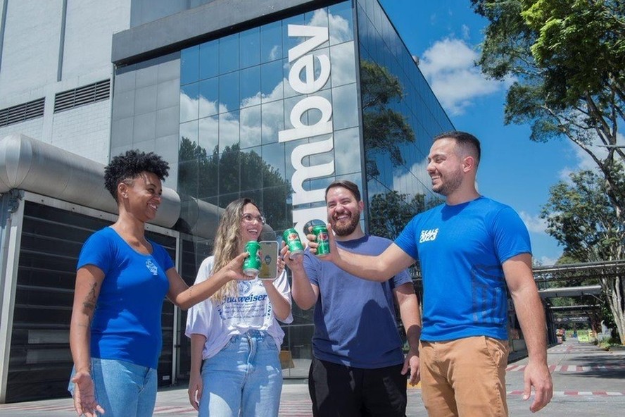 Ambev seleciona jovens aprendizes em 33 cidades de 12 estados do país