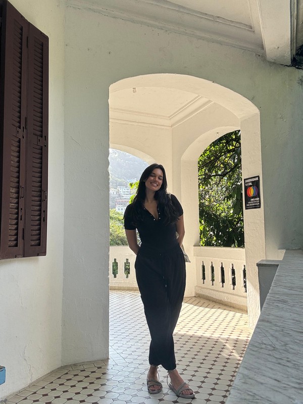 Ex-BBB Alane se muda para o Rio, se matricula em curso de teatro e dá ...