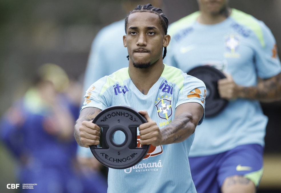 Ex de Mel Maia, jogador do Chelsea e da seleção mora com namorada ...