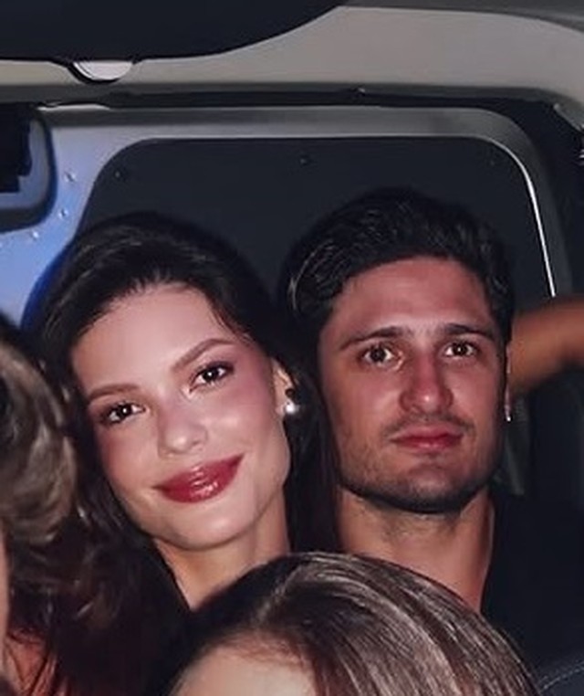 Vitória Strada entra no 'BBB 25' comprometida com galã de TV