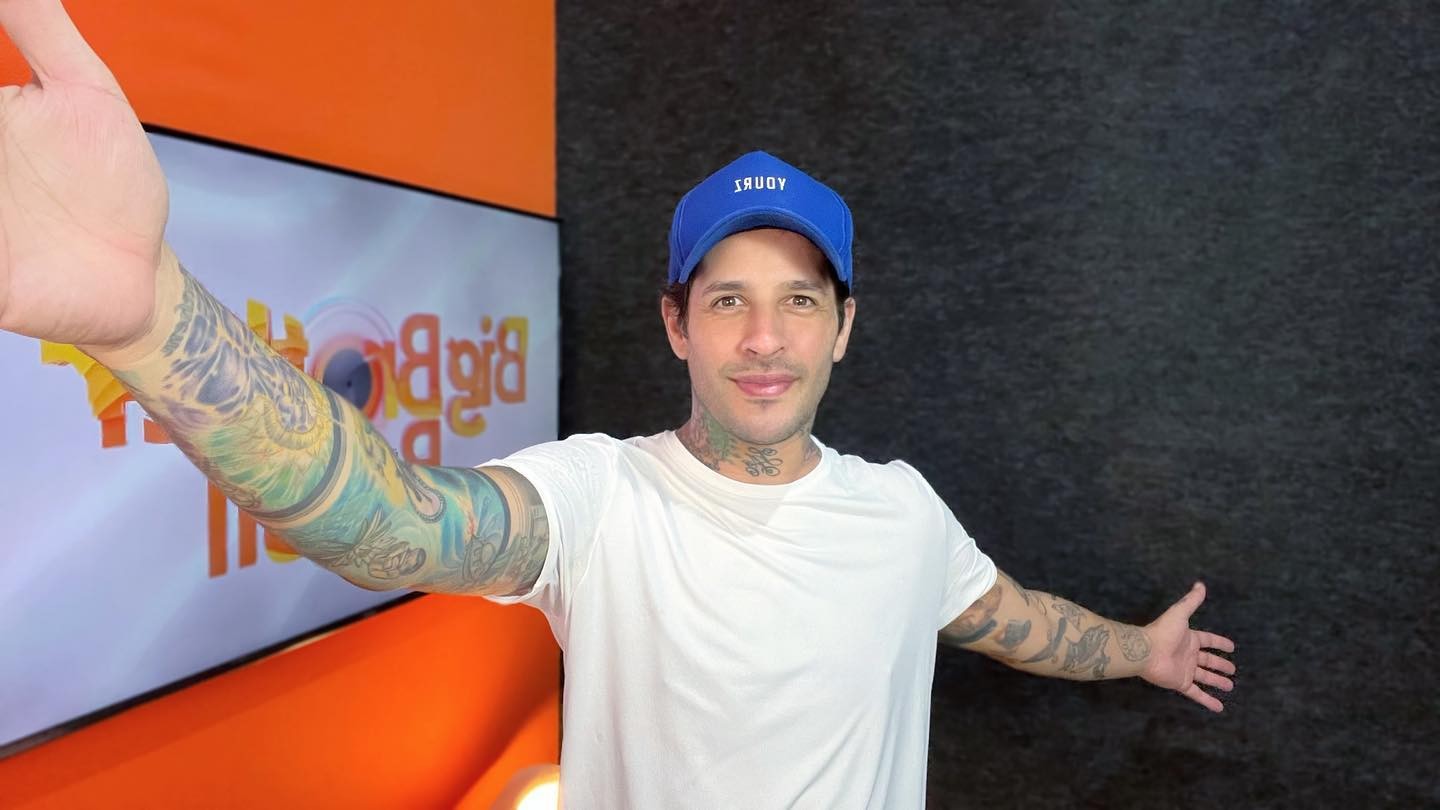 Vencedor do 'BBB 8', Rafinha faz tattoo em Gyselle Soares, a vice ...