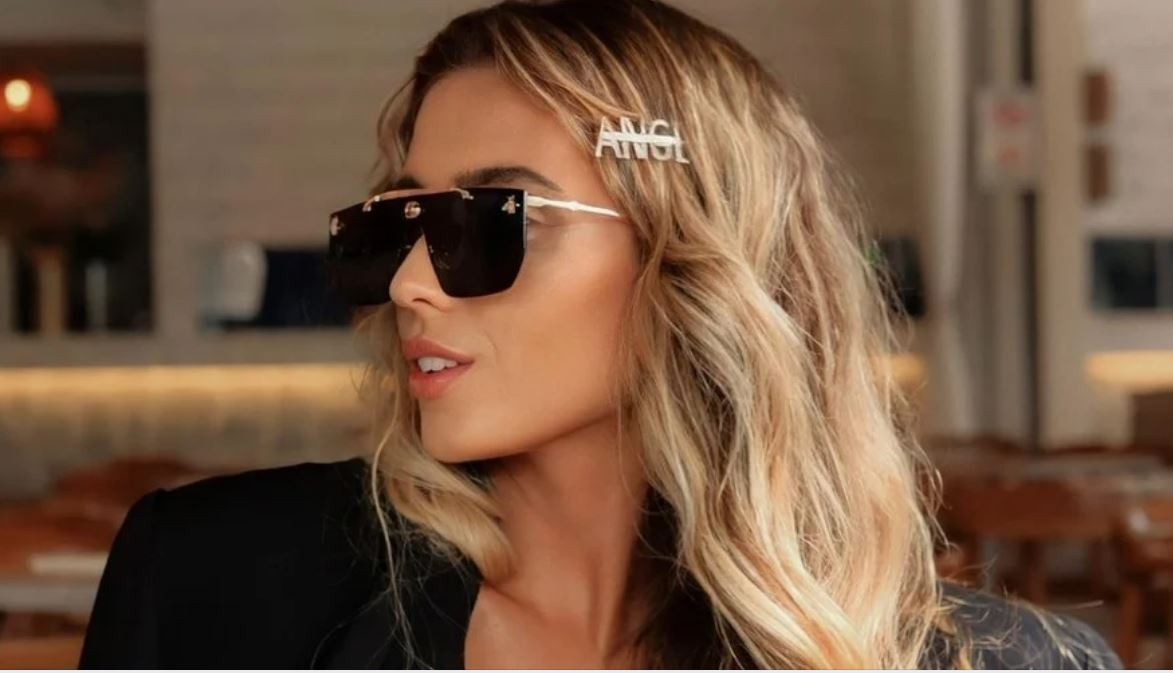 Ex Amante De Neymar Fernanda Campos Faz Ensaio Nu E Revela Cantada De Outro Jogador Casado As