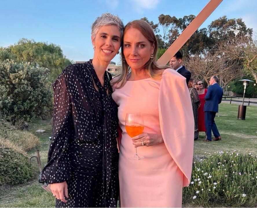 Heloísa Périssé vive relacionamento discreto com diretora de TV