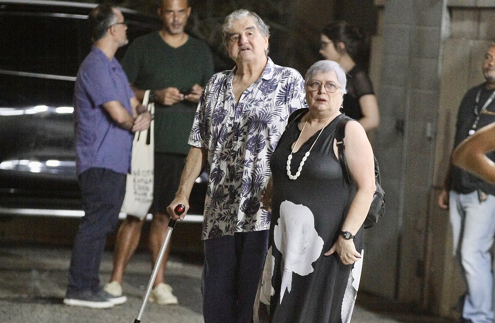 Otávio Augusto surge em cliques raros ao lado da mulher, musa da TV nos anos 80