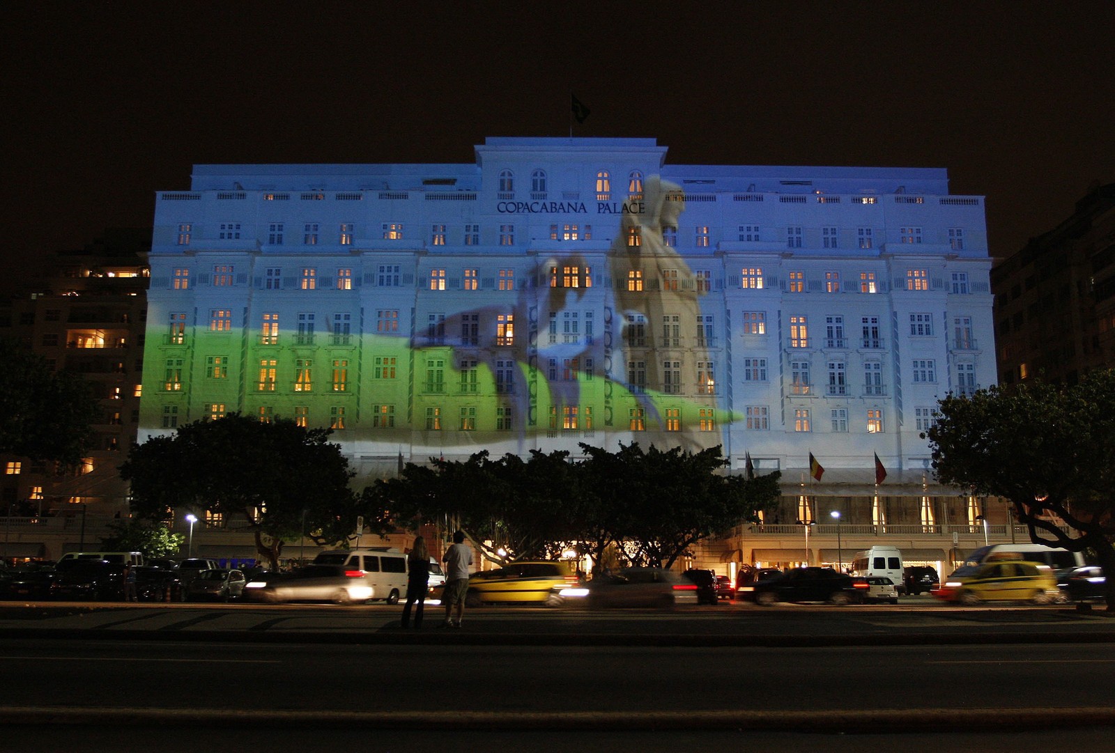Às vésperas do centenário do Copacabana Palace, relembre grandes ...
