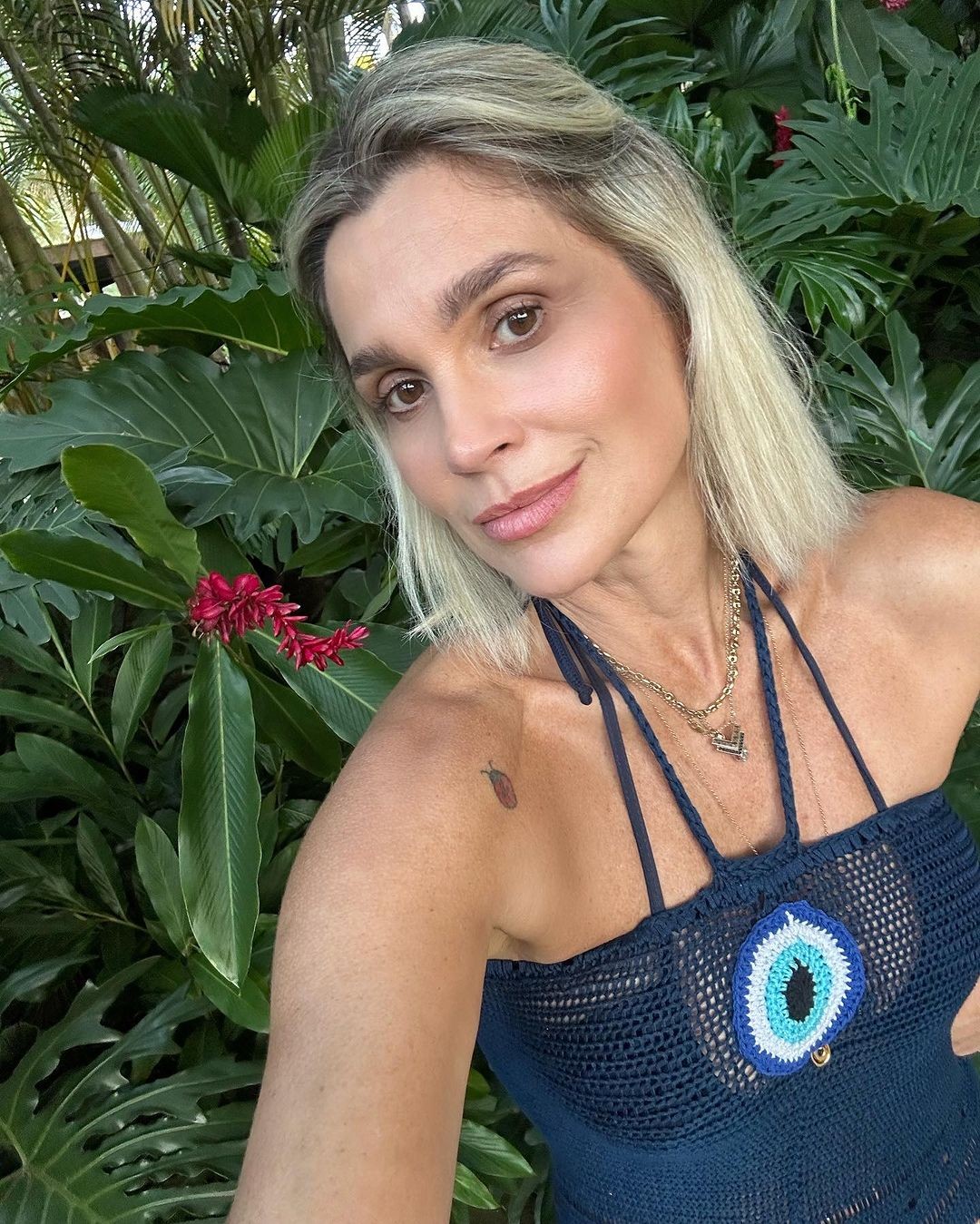 Flávia Alessandra celebra a chegada dos 50 e avalia sua trajetória ...