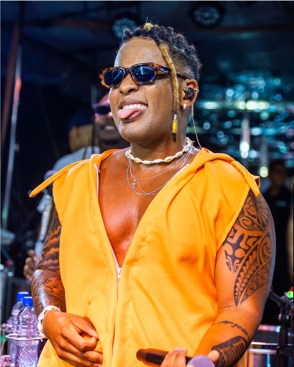 Fãs de Mani Reggo invadem perfil de cantor apontado como seu novo amor ...