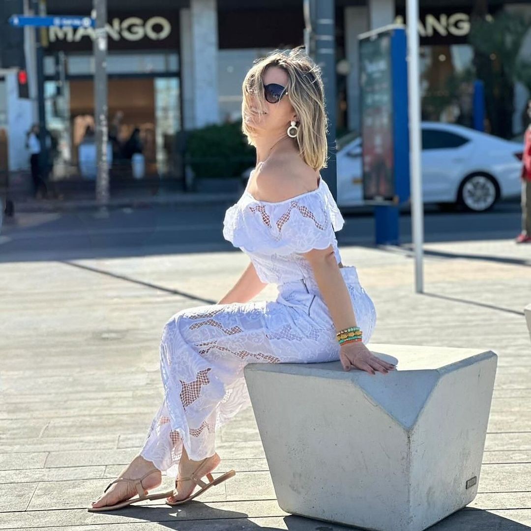 Sheila Mello e Scheila Carvalho, eternas loura e morena do É o Tchan ...