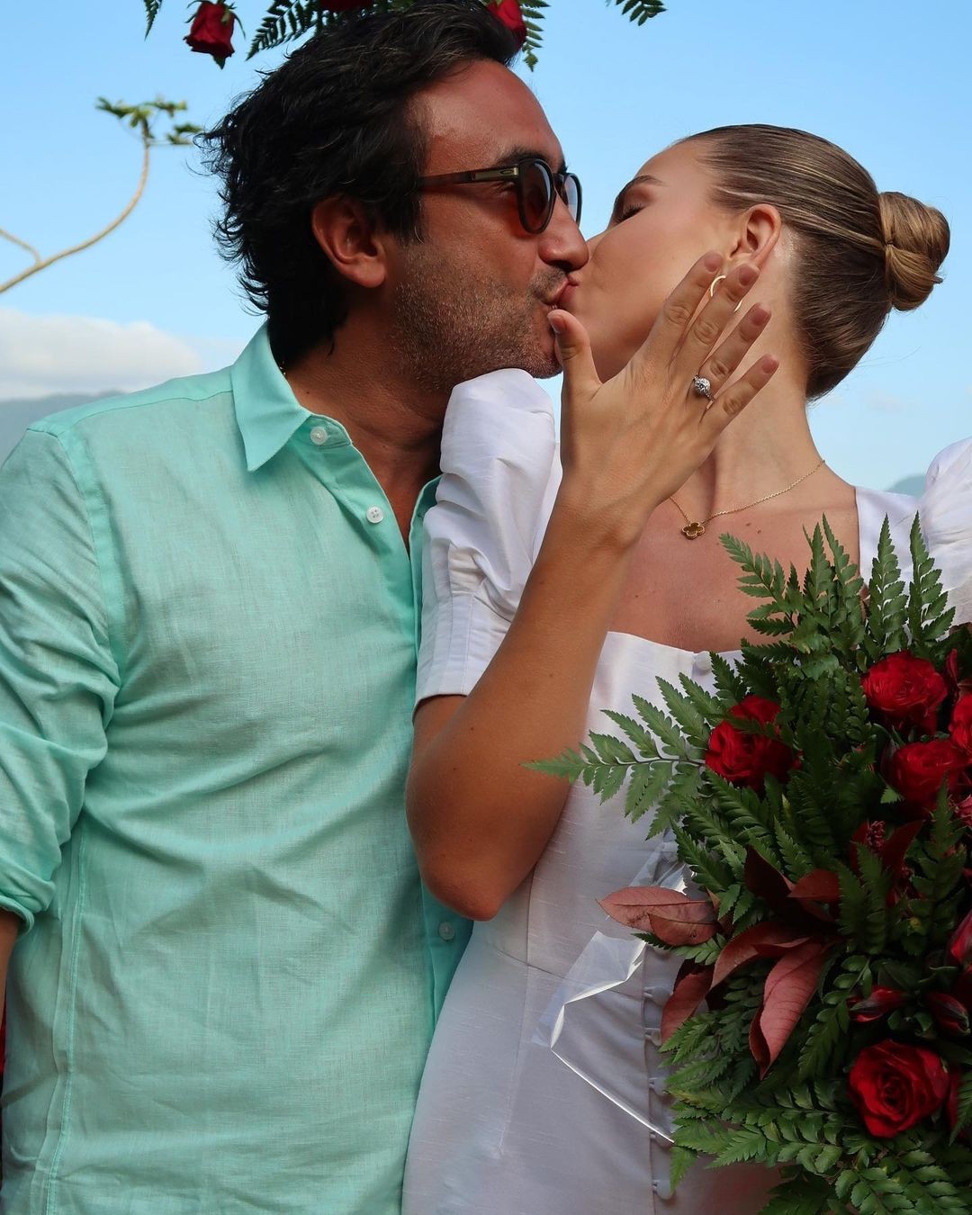 Ex do jogador Luiz Adriano, modelo russa faz ensaio exibindo barrigão de 1º filho com empresário ...