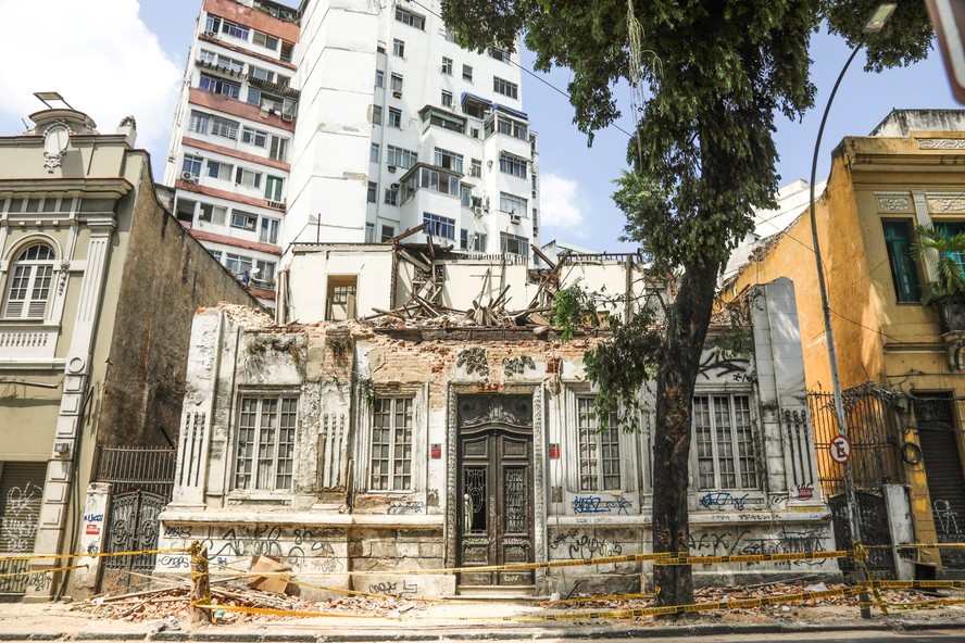 Defesa Civil fez no ano passado três vistorias em imóvel que desabou no ...