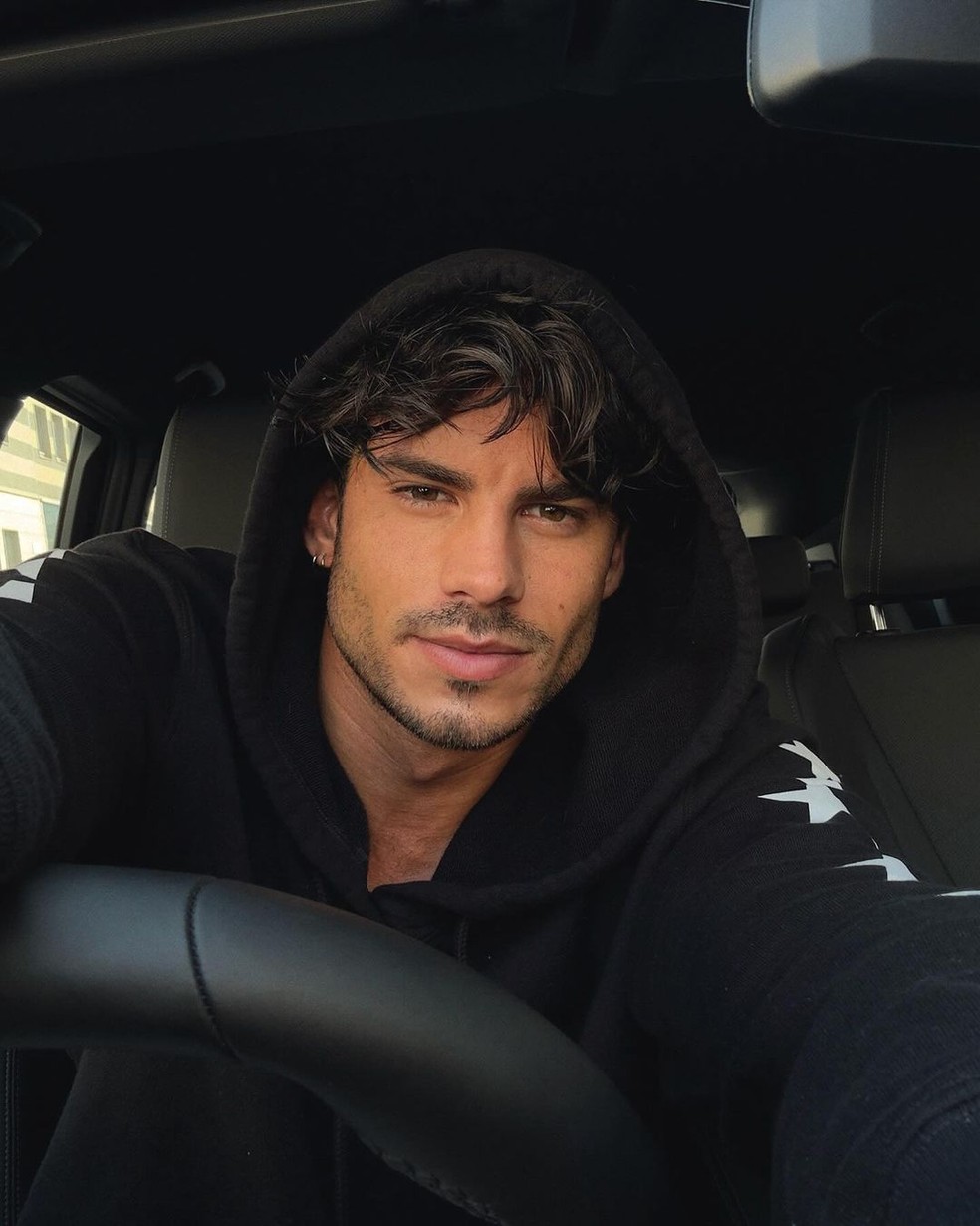 Vice-campeão de reality, surfista e modelo: Saiba quem é o italiano ...