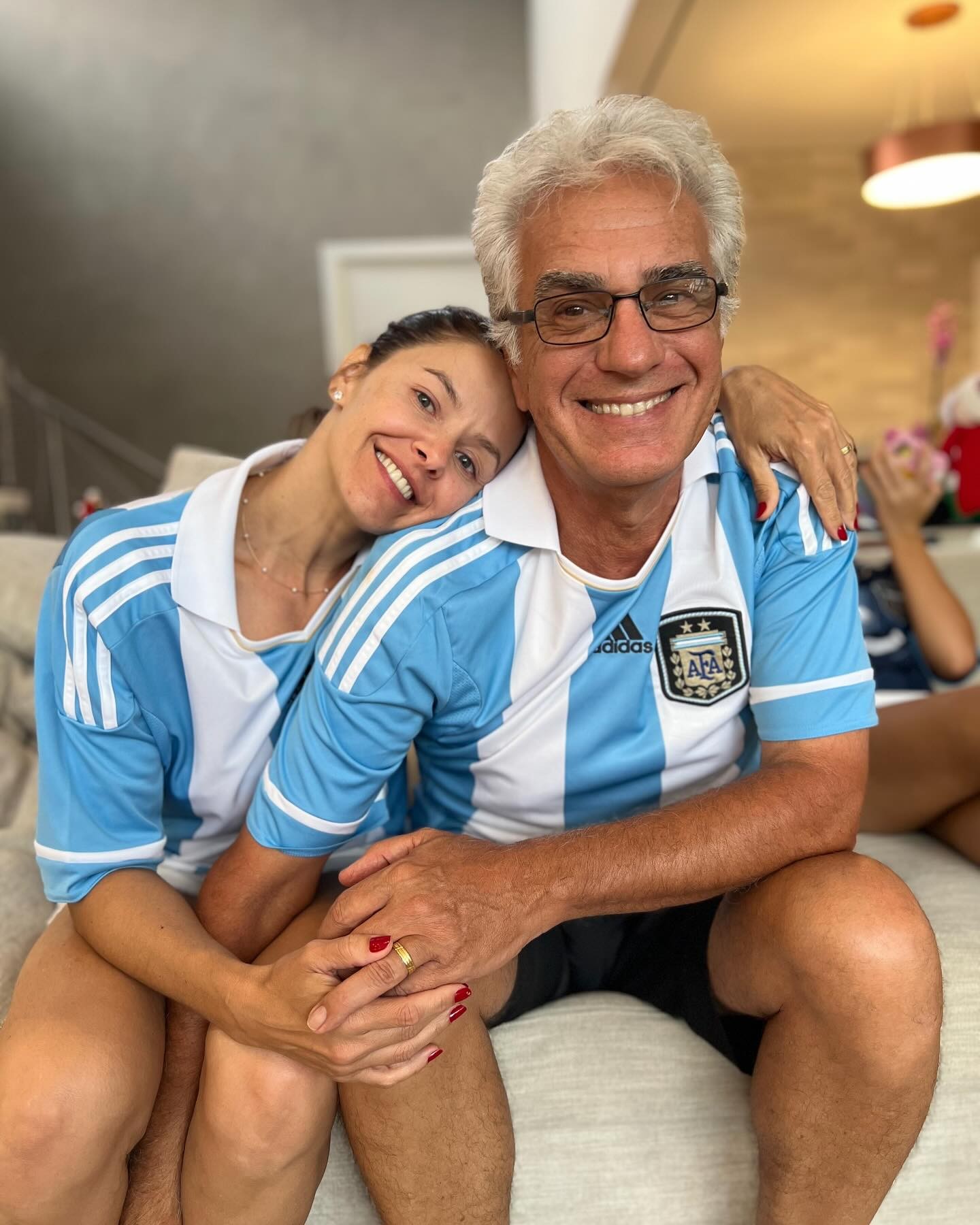 Bianca Rinaldi rebate críticas por casamento com homem 20 anos mais ...