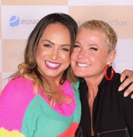 Lisa Gomes agradece apoio de famosos, após se constranger com fala ...