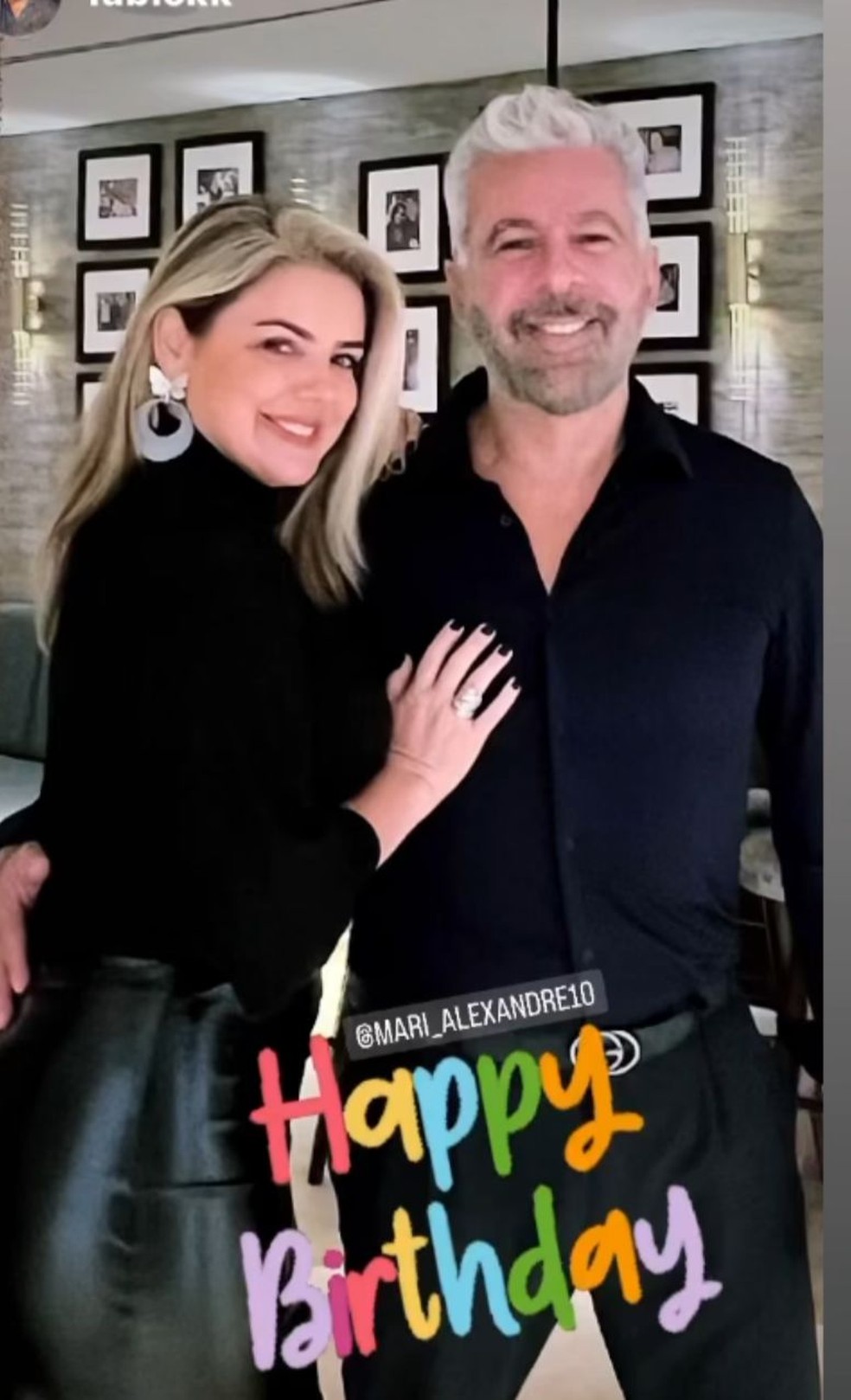 Mari Alexandre Celebra 50 Anos Com O Namorado E O Filho Que Teve Com