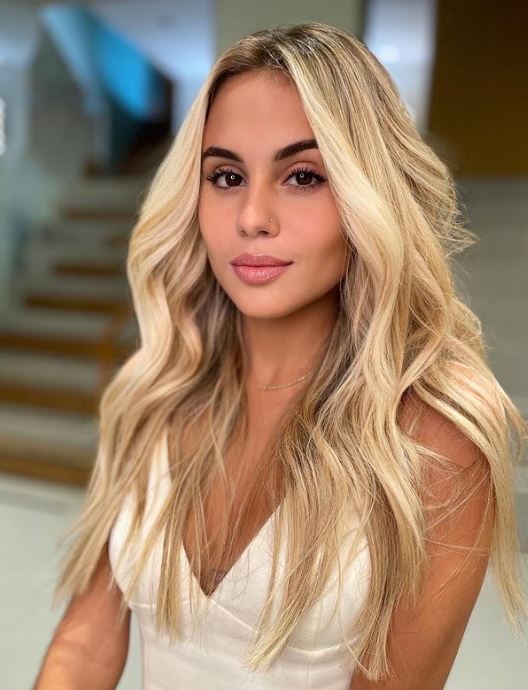 Após término polêmico, Lara Jucá aparece dançando música de Orochi e ...