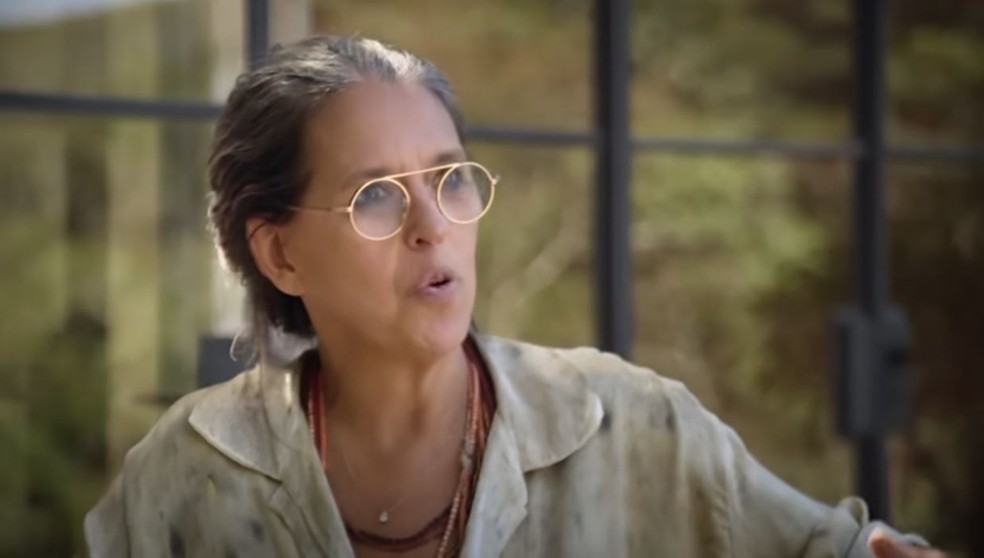 Casada com Maria Bethânia, Gilda Midani mostra sua casa na Serra do Rio ...