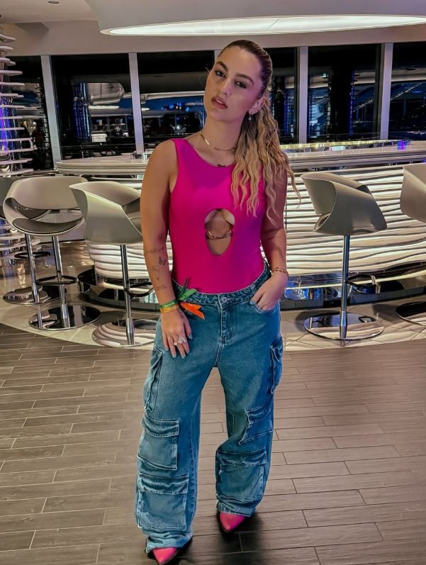 Amiga de Ana Castela, louca por beach tênis e 'iludida': quem é Duda ...