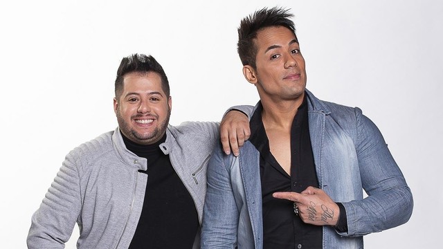 Sertanejo Hugo, da dupla com Tiago, surge bem diferente na web após lipo