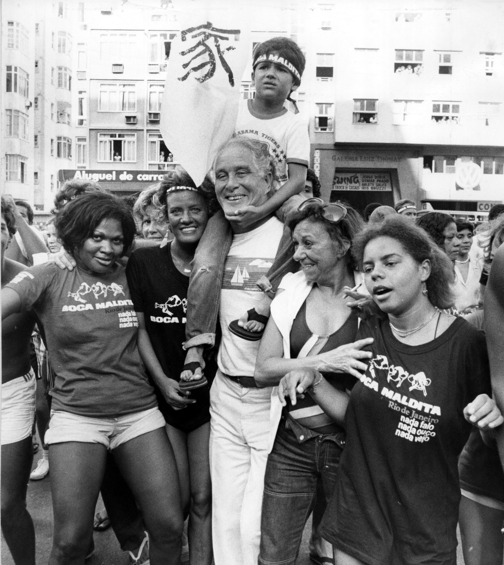 Documentário vai mostrar relação de ex-Balão Mágico com o pai, famoso ...