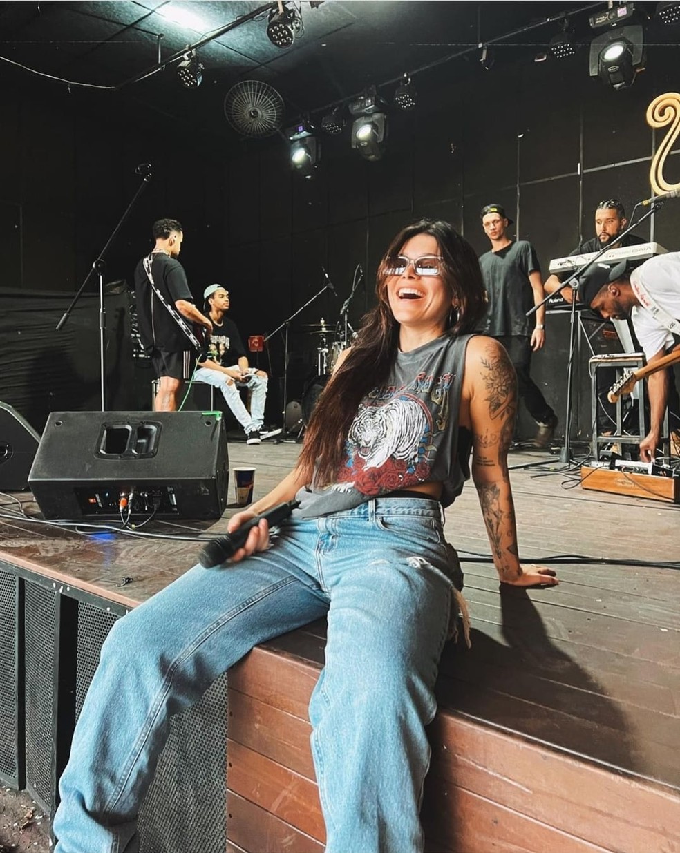 Quem é Lary, compositora dos maiores sucessos da cena pop nas vozes de ...