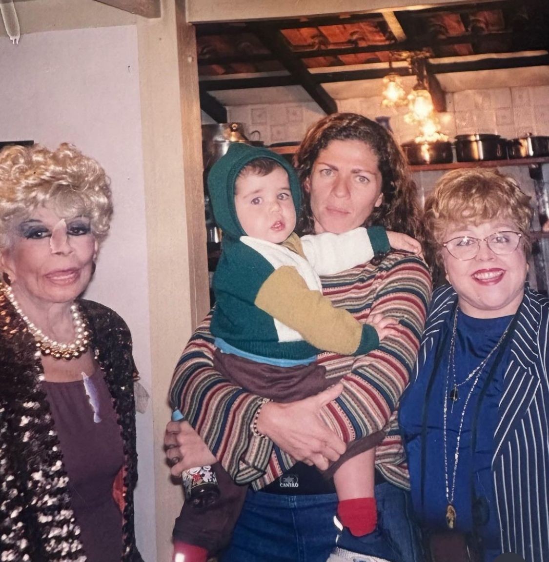 Morre Decimar Gonçalves, filha única de Dercy Gonçalves, aos 88 anos