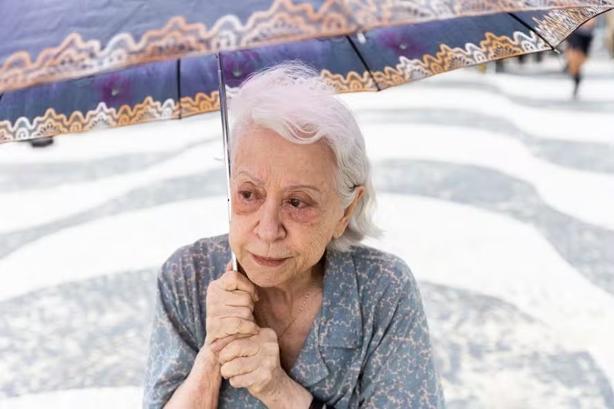 No Globo de Ouro, Fernanda Montenegro fez piada por ter 'inglês ruim' e ...