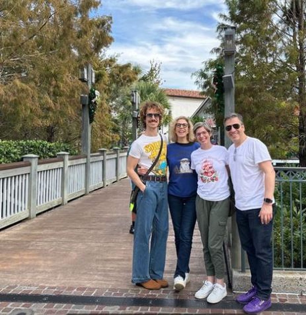 Filho de Marília Gabriela, Theodoro Cochrane desabafa na web após ...