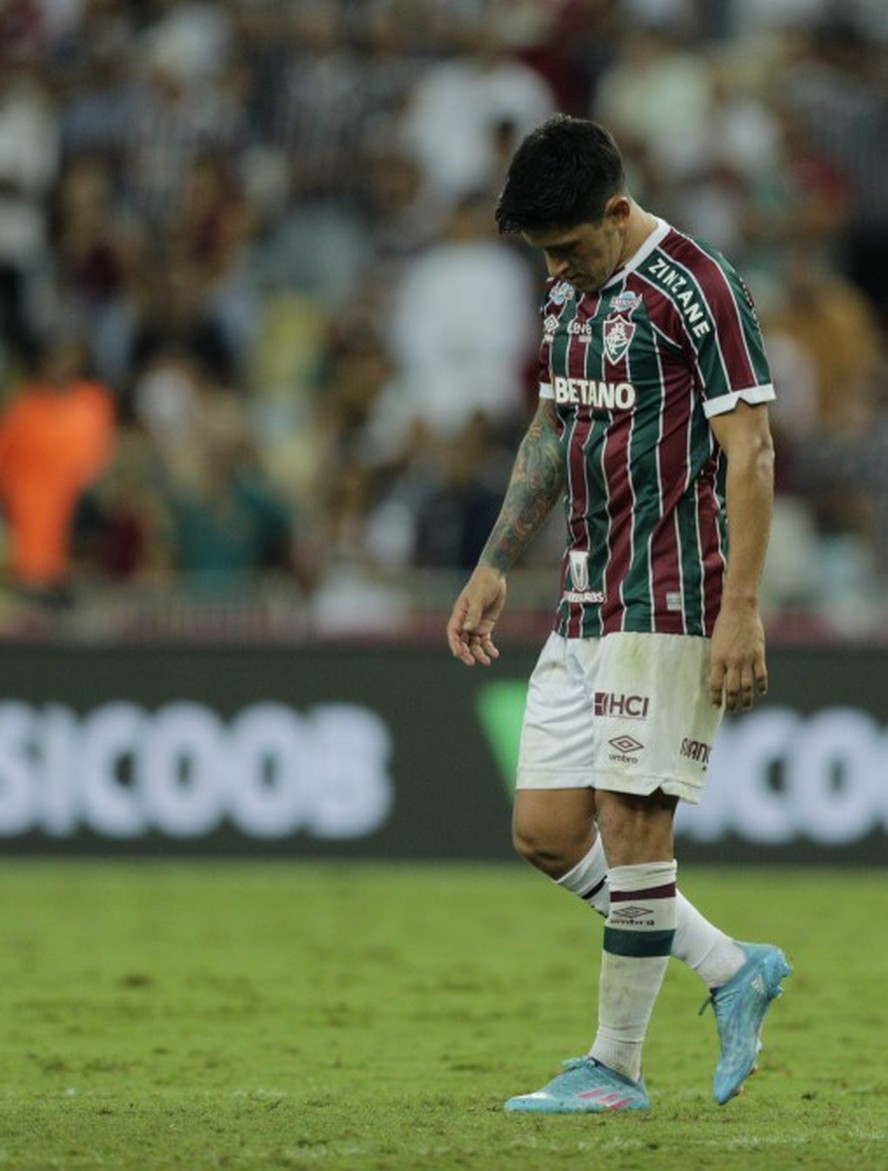 Fluminense busca centroavante para fazer 'sombra' em Germán Cano