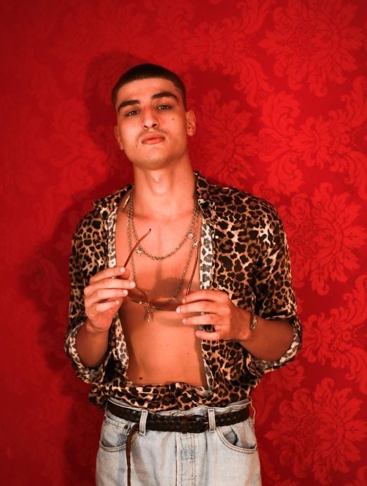 Filho de galã dos anos 1990 estreia em 'Elas por elas' após ser modelo ...