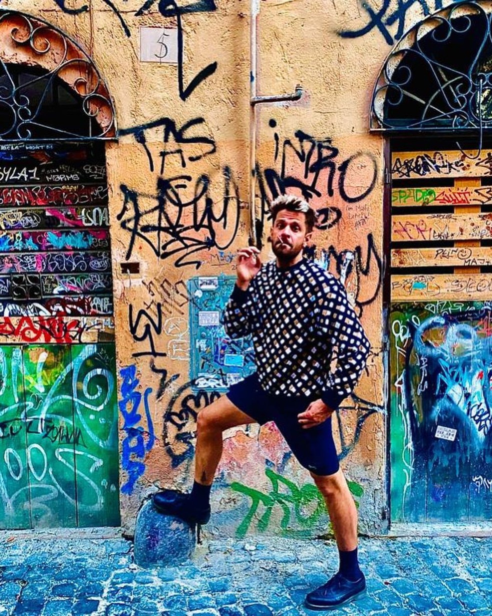 Cena de nu frontal de Alejandro Claveaux vaza nas redes; ator fala sobre novo papel: ‘Quero ...